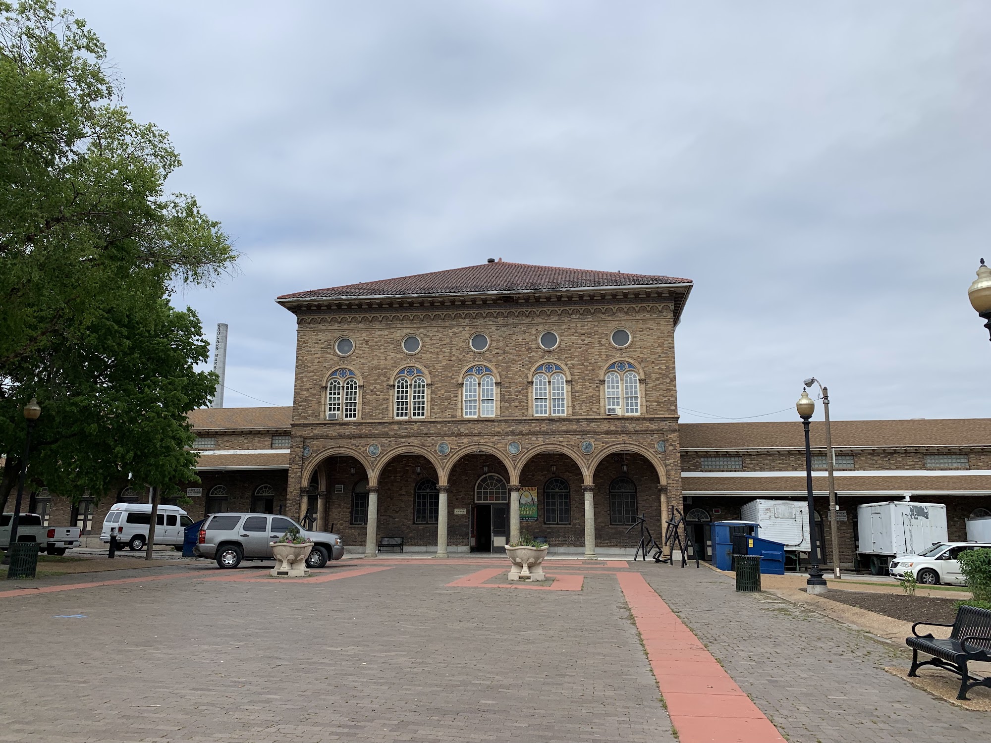 Soulard Farmers Market - Farmers' market in St. Louis - Website