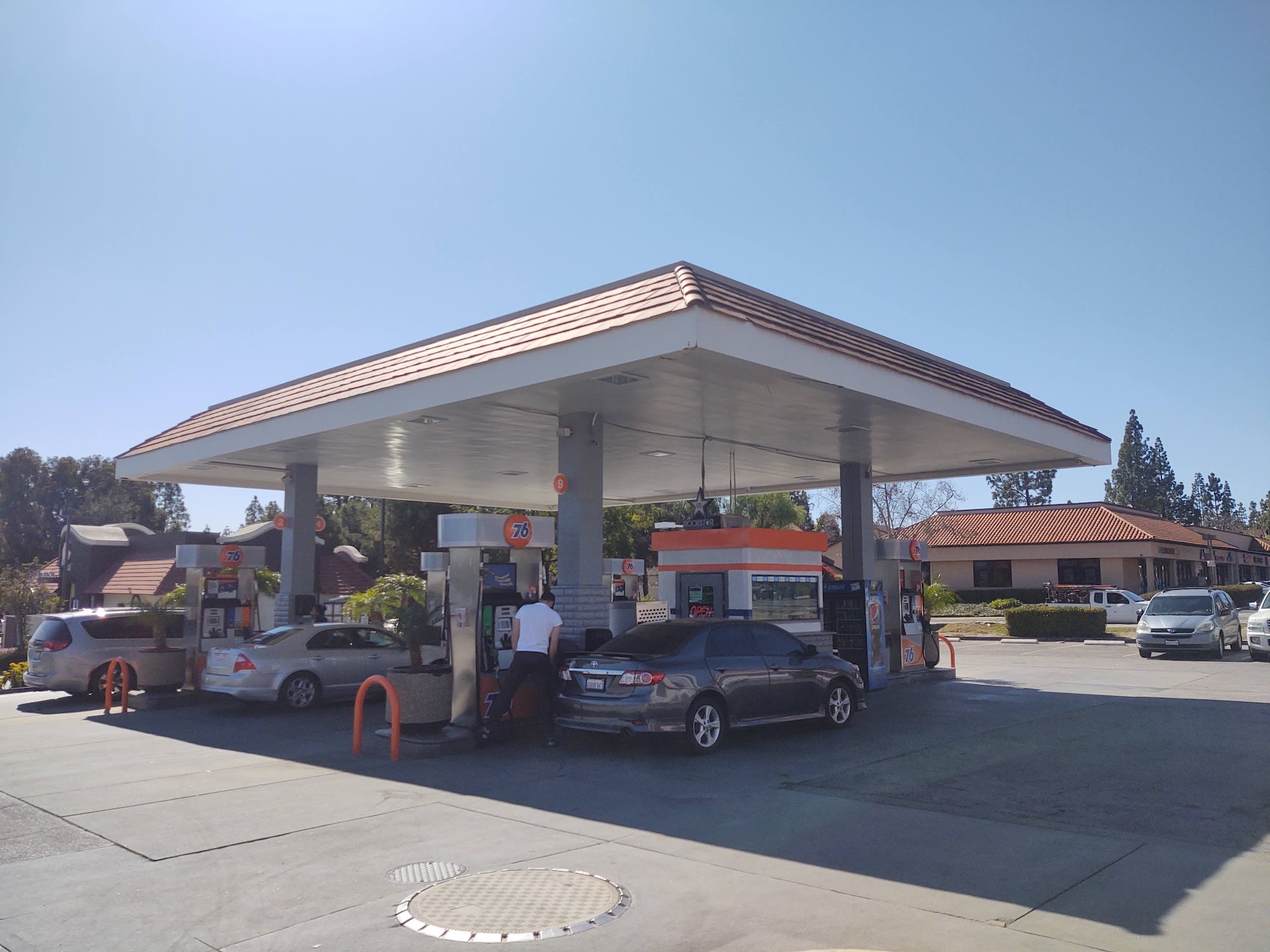 Toco Hills Shopping Center - Shopping mall in Atlanta - Website